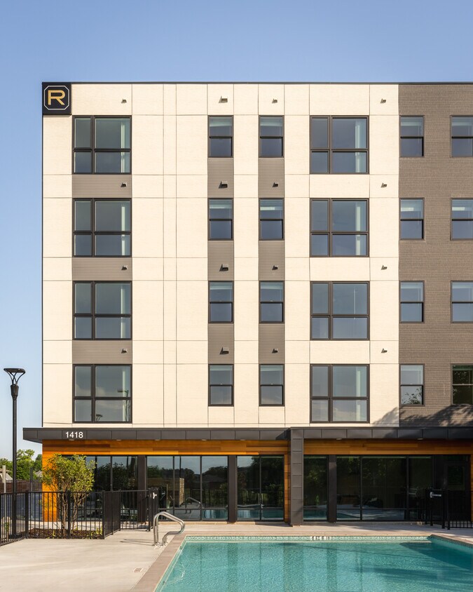 Residences at Rubi - 1418 Frontier Valley Dr Austin, TX 78741 ...