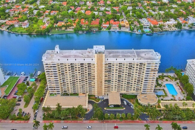 La Gorce Apartments for Rent with a Walk-In Closet - Miami Beach, FL - Updated Today ...