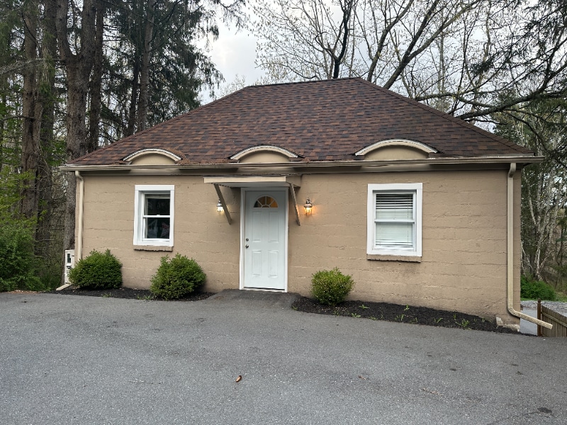 2652 PA-390 Unidad Upper, Canadensis, PA 18325 | Apartments.com