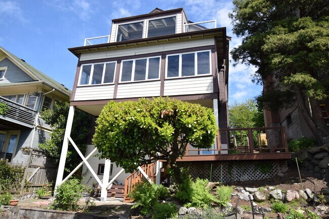 Montlake Houses for Rent - Seattle, WA - 4 Homes | Apartments.com