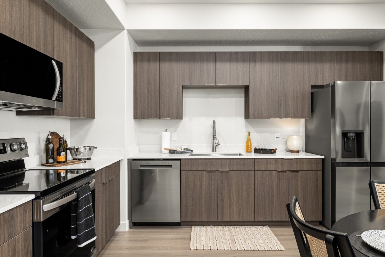 Calypso Townhomes Townhomes for Rent - Saratoga Springs, UT ...