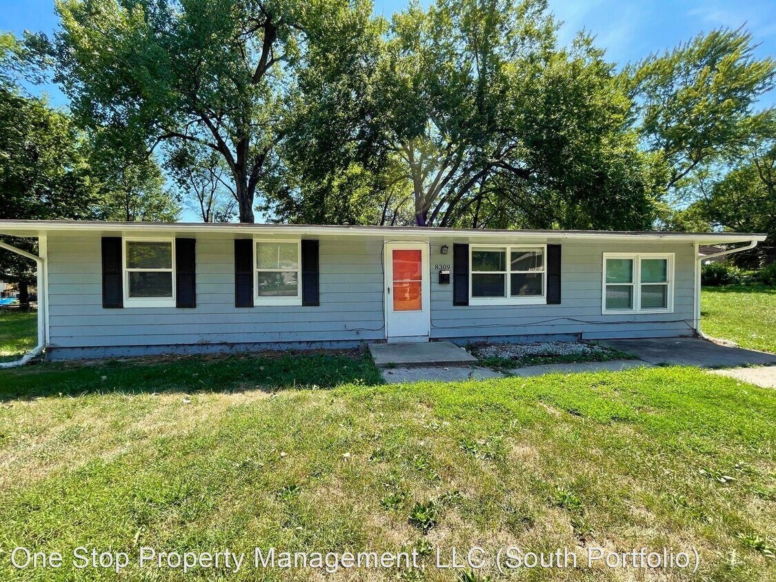 8309 E 93rd St, Kansas City, MO 64138 - House Rental in Kansas City, MO ...