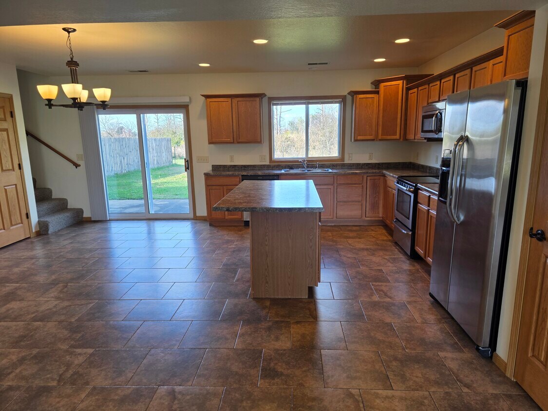2996 Icecap Rd, Sparta, WI 54656 - Townhome Rentals in Sparta WI ...