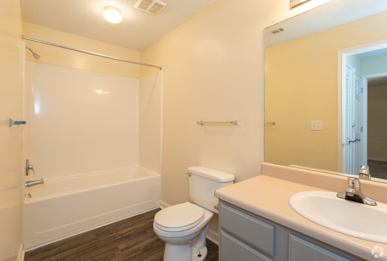 Chase Park - 2421 Chase Park Dr Montgomery, AL 36110 | Apartments.com