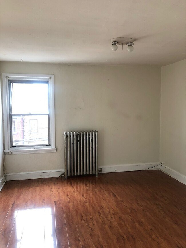 2245 Bainbridge St Unit 3, Philadelphia, PA 19146 - Room for Rent in ...