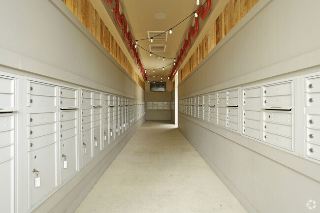 Pike West Commerce Apartments - Dallas, TX | Apartments.com