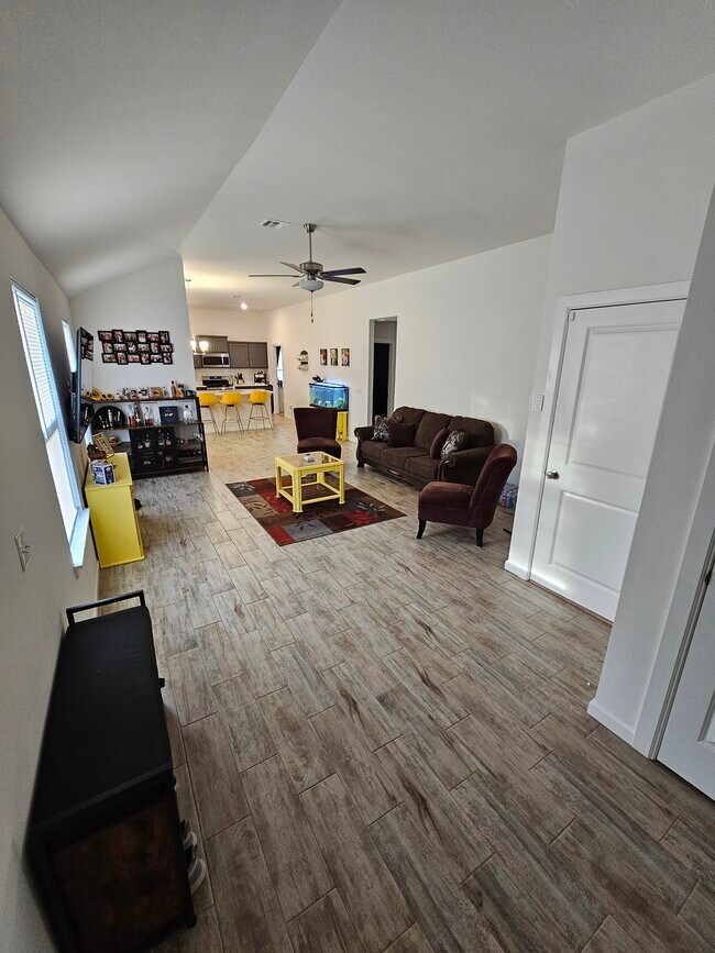 9233 SW 46th St, Oklahoma City, OK 73179 - House Rental in Oklahoma ...