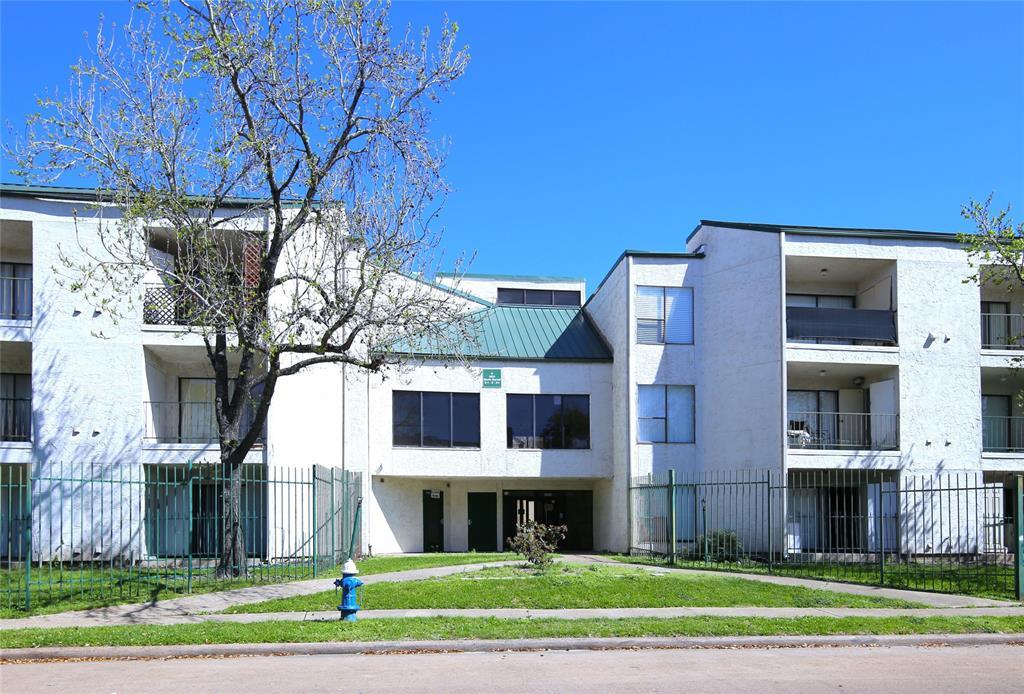 2832 S Bartell Dr Unit 5, Houston, TX 77054 - Condo for Rent in Houston ...