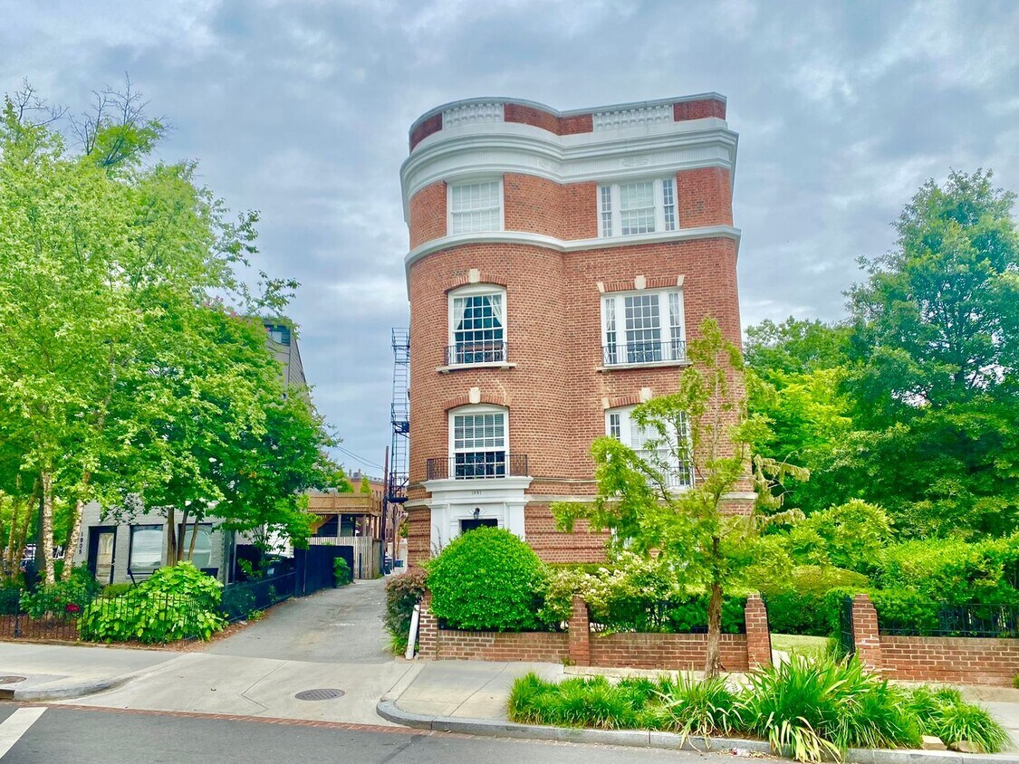 1901 19th St NW Unit 202, Washington, DC 20009 - Condo for Rent in ...