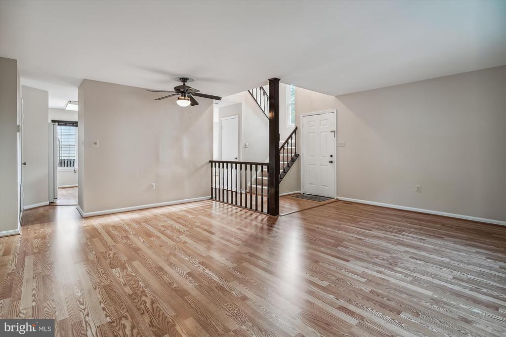 6014 Scarborough Commons Ln, Burke, VA 22015 - Townhome Rentals in ...