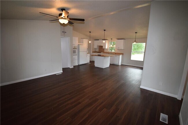 1040 Wayne Ridge Dr, San Marcos, TX 78666 - House Rental in San Marcos ...