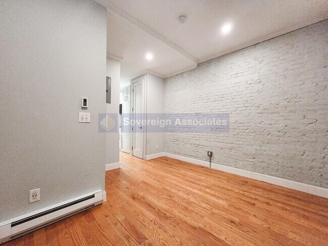 427 E 76th St Unit 1C, New York, NY 10021 | Apartments.com