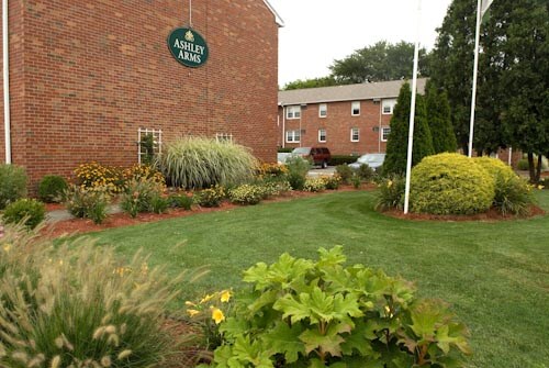 Ashley Arms Apartments - West Springfield, MA | Apartments.com