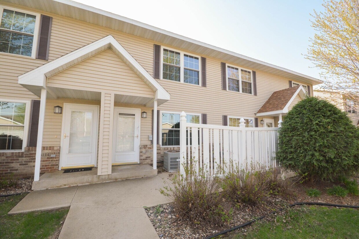 6118 S Pointe Dr SW, Rochester, MN 55902 - Townhome Rentals in ...