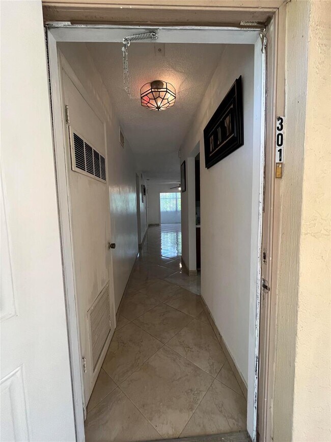 151 Berkley Rd Unit 301, Hollywood, FL 33024 - 151 Berkley Rd Hollywood ...