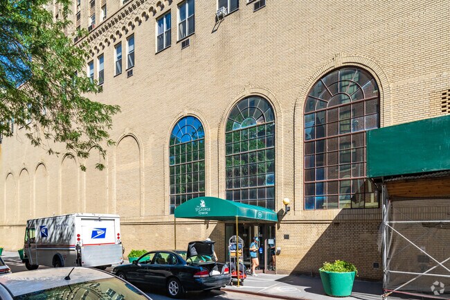 The St. George Tower - Apartments in Brooklyn, NY | Apartments.com