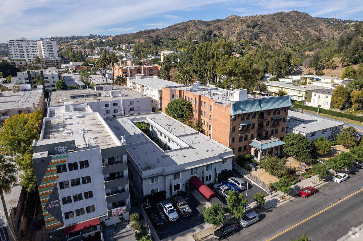 293 Apartments for Rent in Hollywood, CA | Westside Rentals