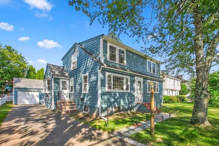 445 Lowell St, Reading, MA 01867 | Apartments.com