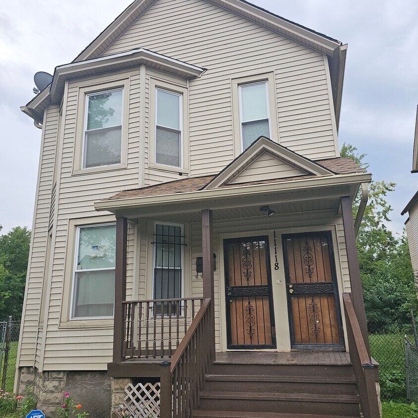 11118 S Edbrooke Ave, Chicago, IL 60628 - House Rental in Chicago, IL ...