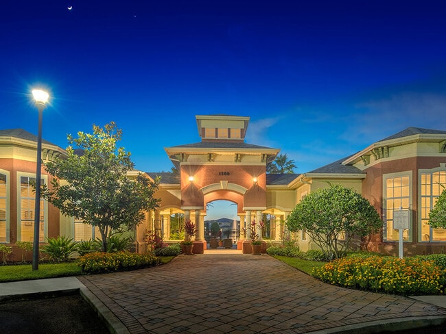 Courtney Chase Apartments - 1100 Courtney Chase Cir Orlando, FL ...