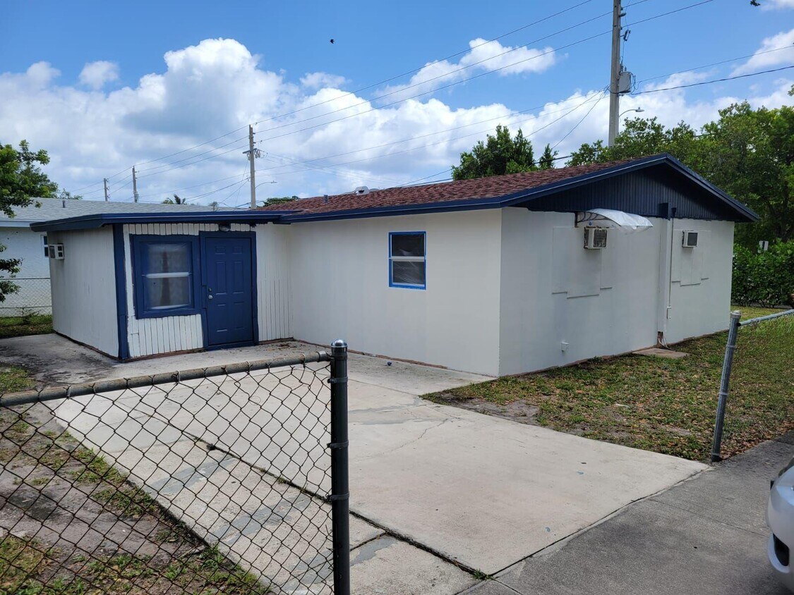 5001 Pinewood Ave, West Palm Beach, FL 33407 - House Rental in West ...