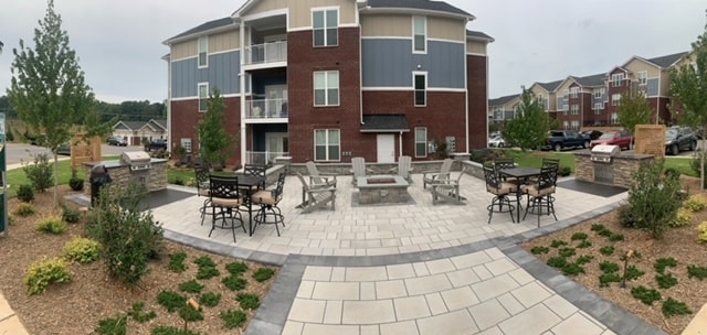 Groves at Peach Orchard - 1001 Orchard Groves Ct Belmont, NC 28012 ...