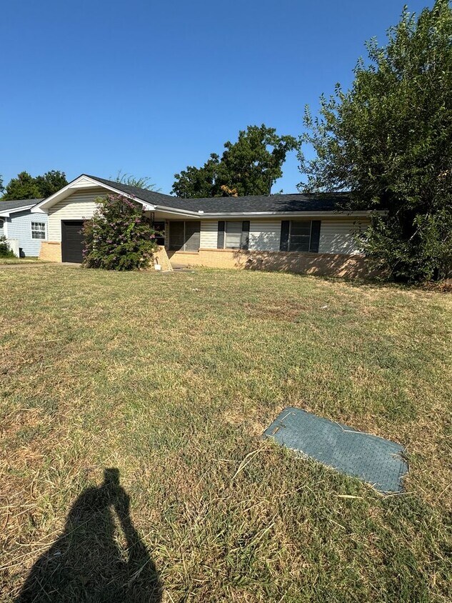 726 Barbour Ave, Norman, OK 73069 - House Rental in Norman, OK | Apartments.com