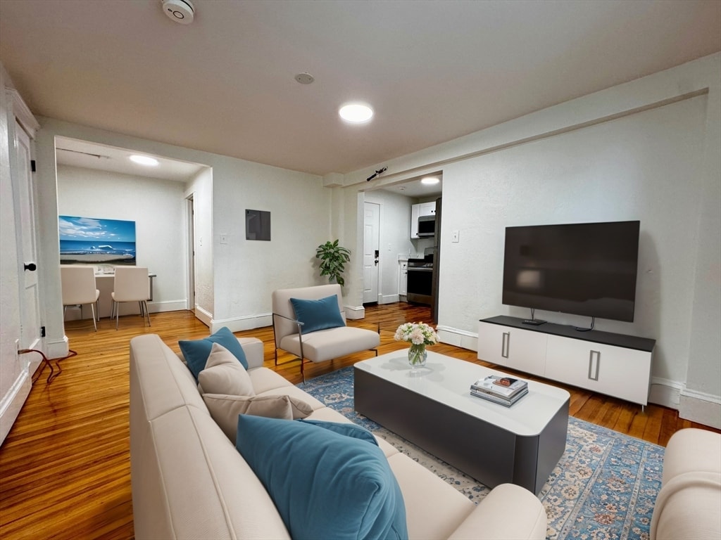 1 Main St Unit 1, Foxborough, MA 02035 - Room for Rent in Foxborough ...