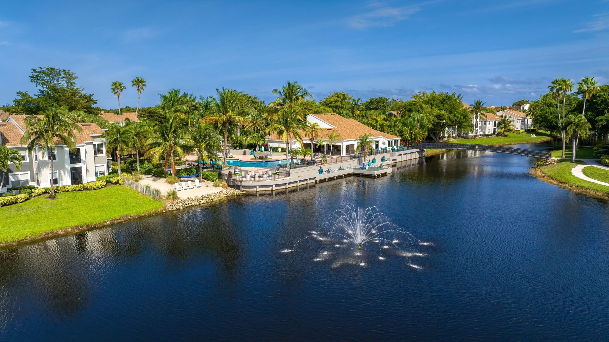 The View at Water's Edge - 6175 Reflections Blvd Lantana, FL 33462 ...