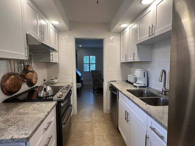 2801 NE 33rd Ct Unit 201, Fort Lauderdale, FL 33306 - Condo for Rent in ...