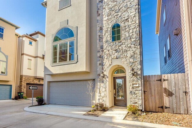 11129 Olympia Dr, Houston, TX 77042 - House Rental in Houston, TX ...