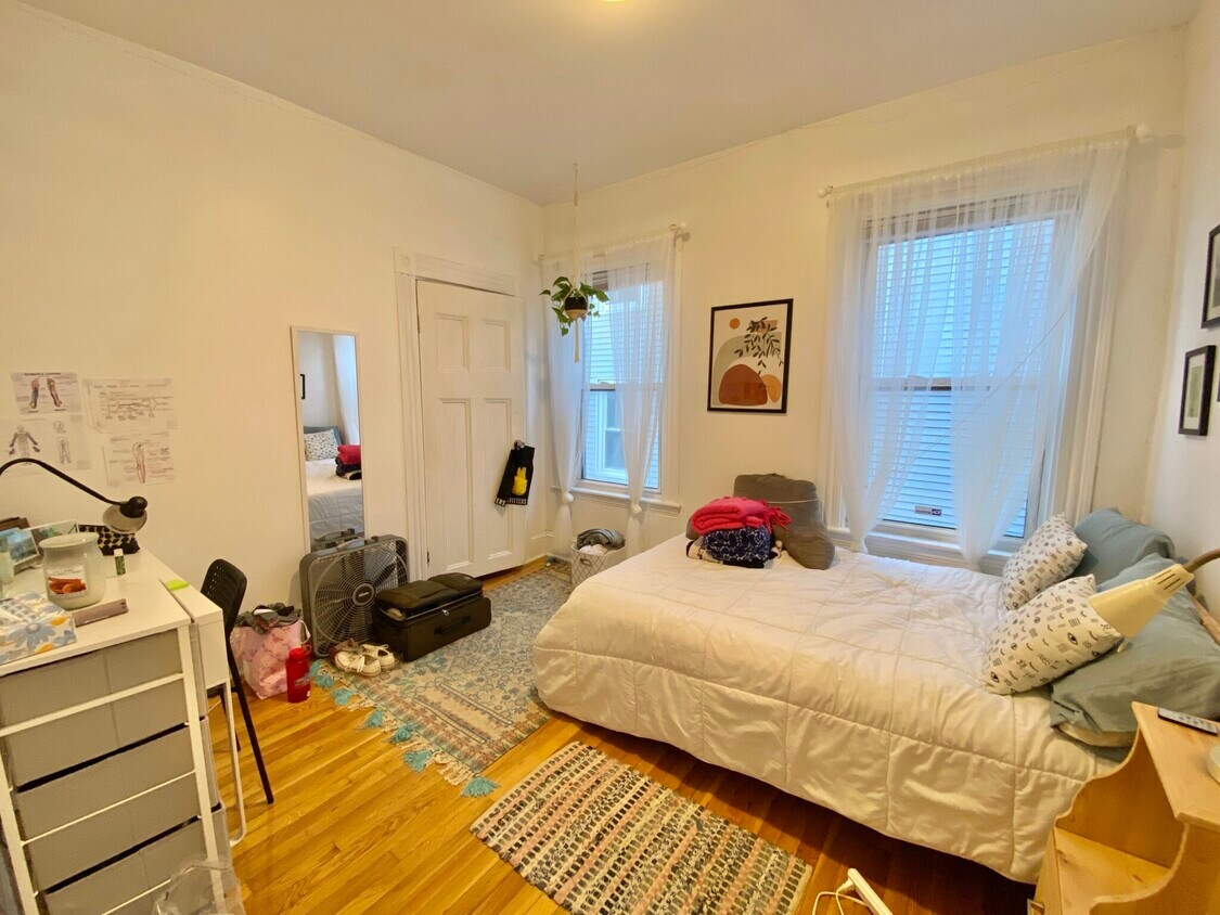 13 Higgins St Unit 1, Boston, MA 02134 - 13 Higgins St Boston, MA 02134 ...