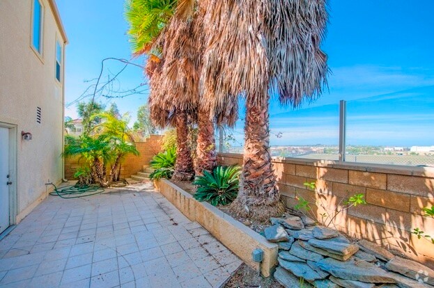 Rancho del Sol Apartments for Rent with Extra Storage - San Diego, CA ...