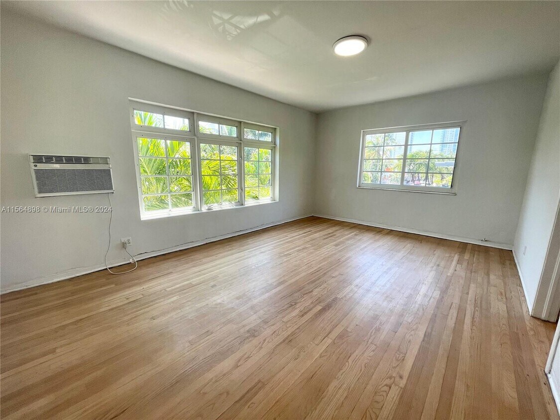 911 7th St Unit 8, Miami Beach, FL 33139 - Room for Rent in Miami Beach ...