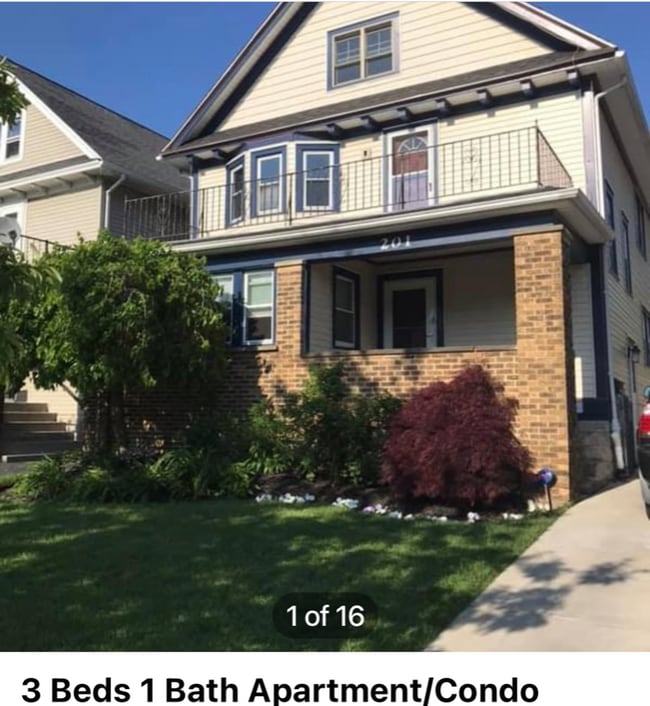 North Park Apartments for Rent with Hardwood Floors - Buffalo, NY - 6 ...