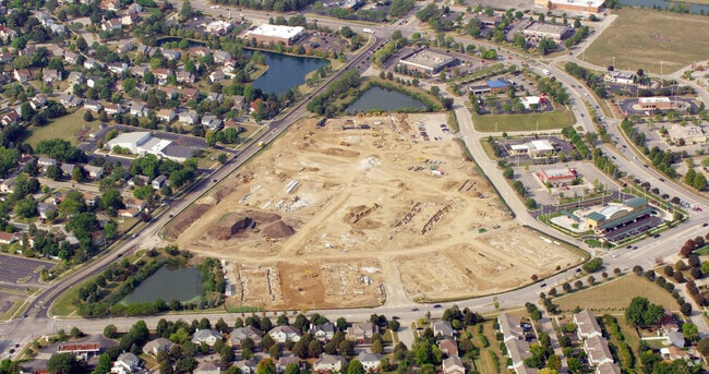 Springs at Lily Cache Creek Apartments - 1150 Lily Cache Ln Bolingbrook ...