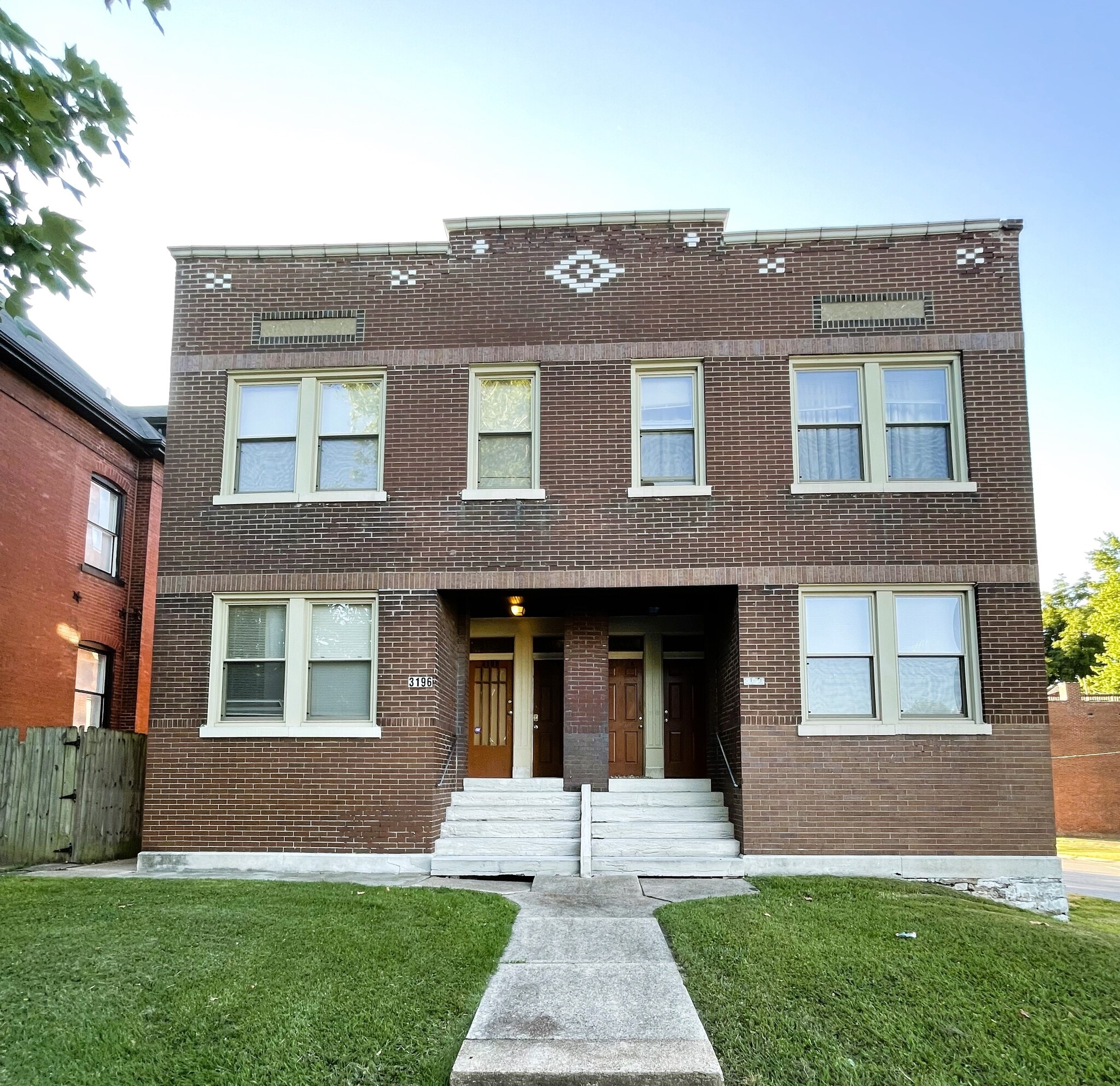 3198 Portis Ave, St. Louis, MO 63116 - Townhome Rentals in St. Louis MO ...