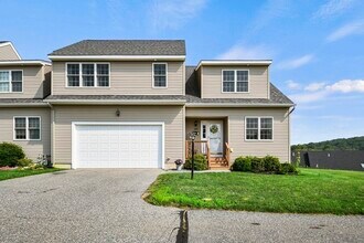 Best Luxury Forest Edge at Sutton Apartments for Rent - Sutton, MA ...