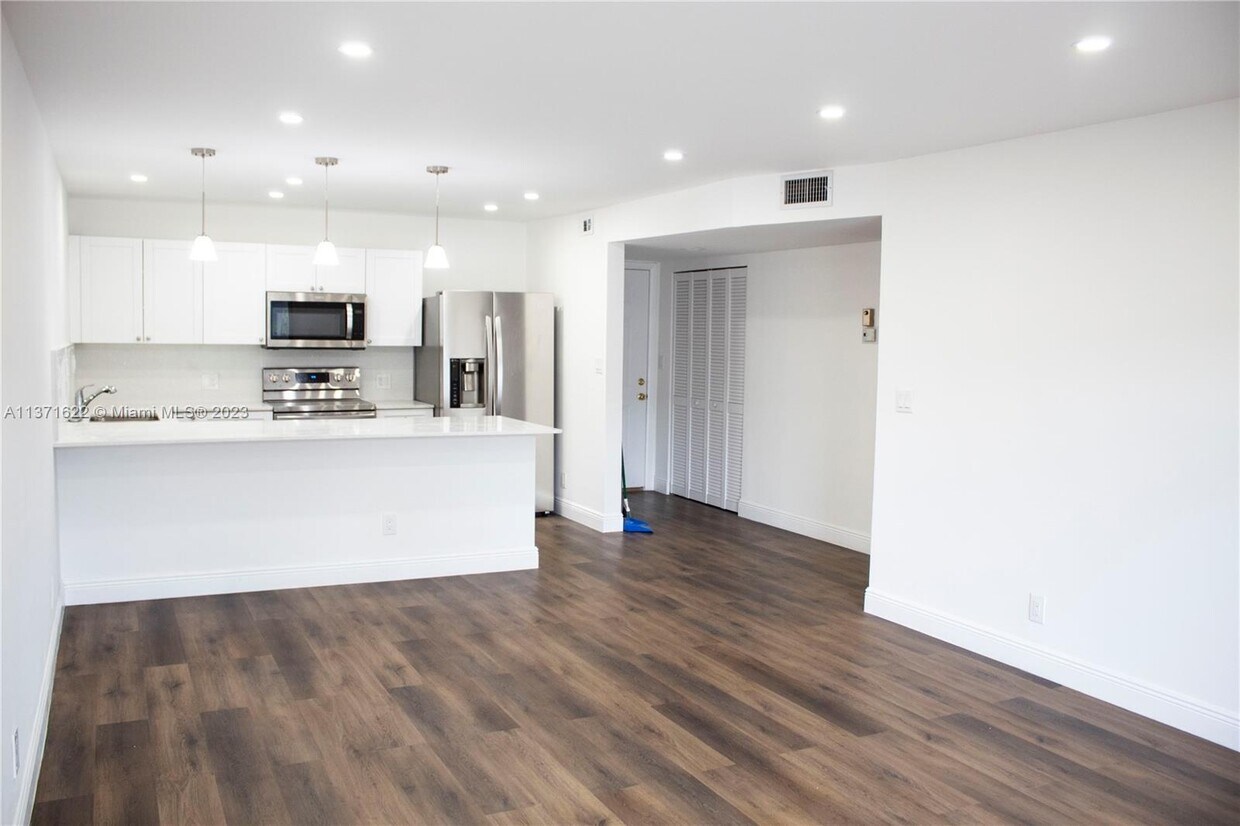 4137 NW 88th Ave Unit 103, Coral Springs, FL 33065 - Condo for Rent in Coral Springs, FL ...