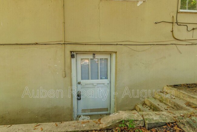 1545 Heath St Unit Apt. B, Augusta, GA 30904 - Condo for Rent in ...