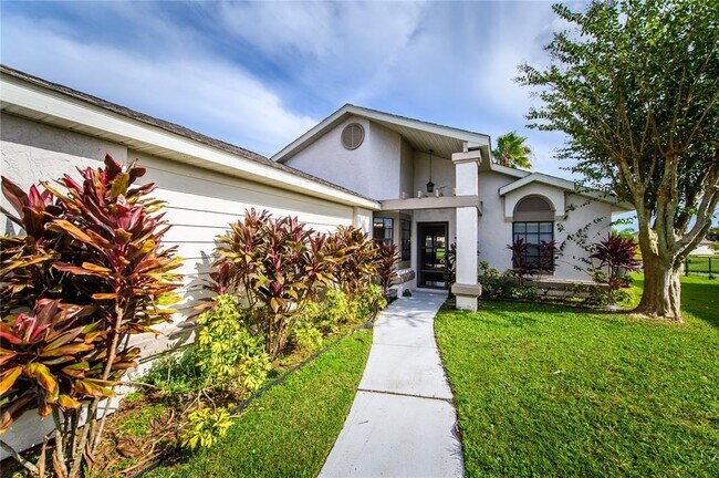 2647 N Horseshoe Bay Dr, Kissimmee, FL 34741 - House Rental in ...