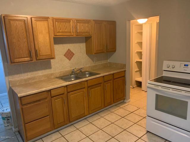 7014 Christopher Robin Dr, Jacksonville, FL 32210 - House Rental in ...