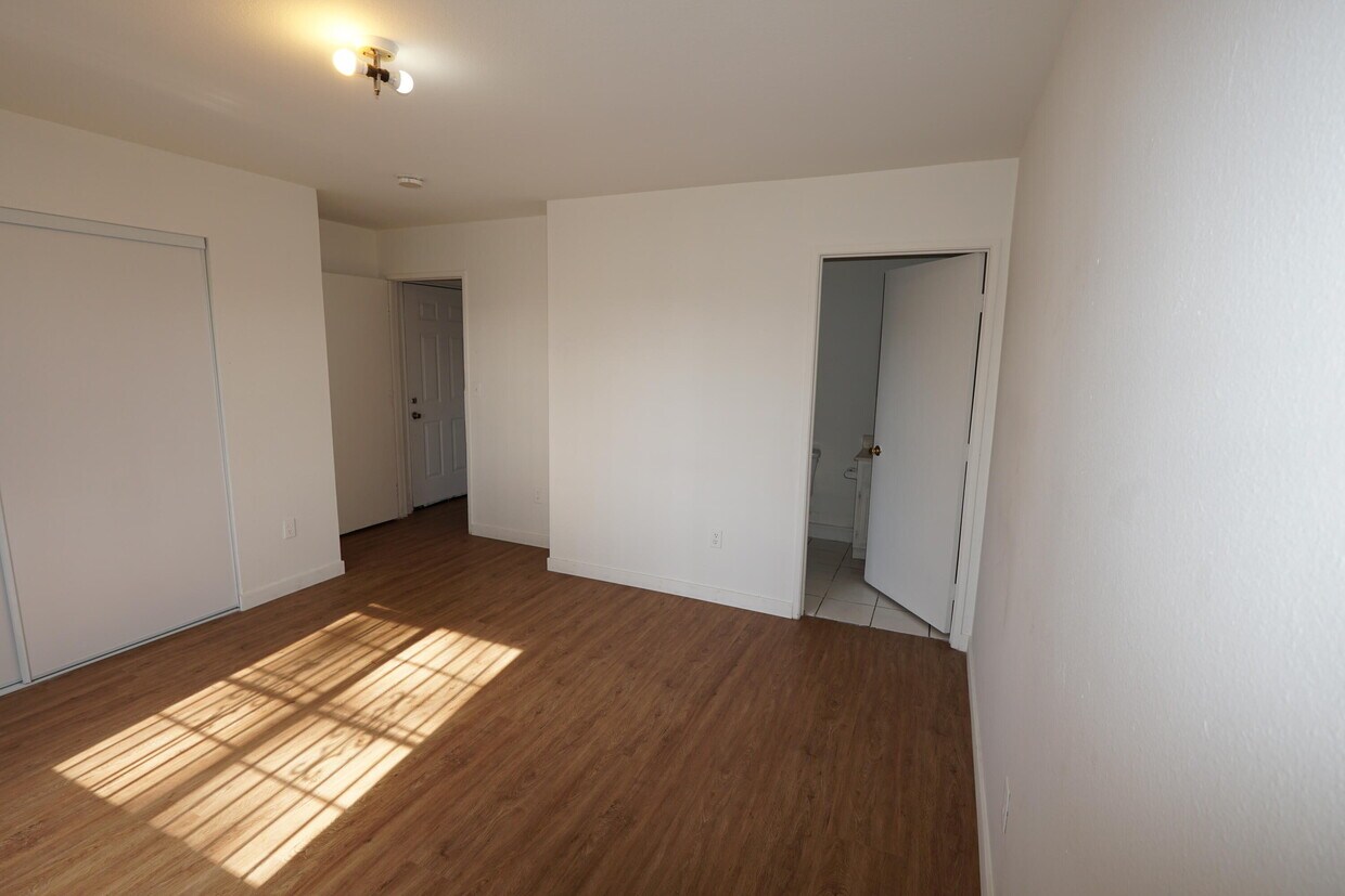 8406 Main St, Los Angeles, CA 90003 - House Rental in Los Angeles, CA ...