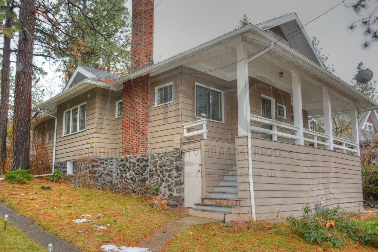 829 W Cliff Dr, Spokane, WA 99204 - House Rental in Spokane, WA ...
