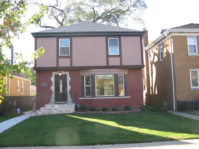1744 N 76th Ct, Elmwood Park, IL 60707 - House Rental in Elmwood Park ...