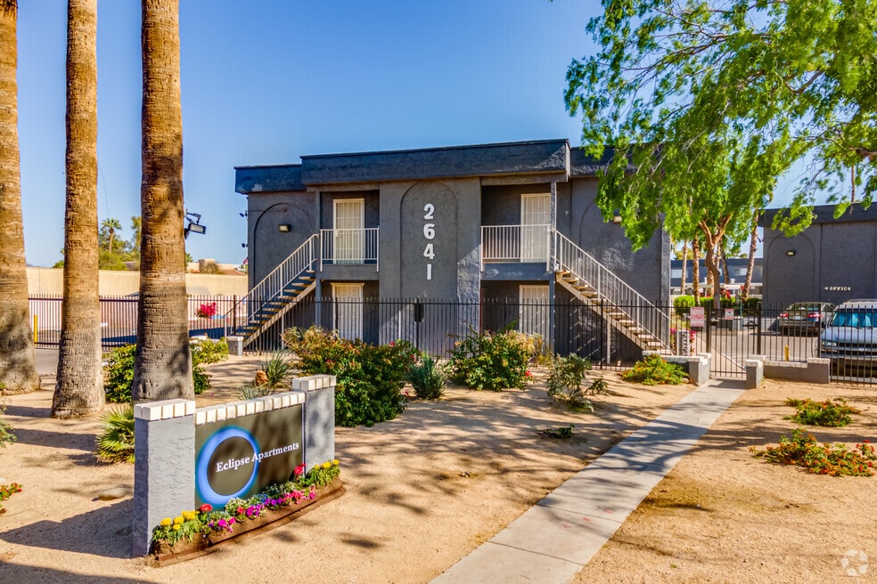 Apartments for Rent with Utilities Included in North Phoenix, Phoenix ...