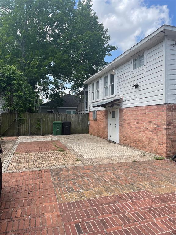 822 Booth St Unit 1/2, Houston, TX 77009 - Room for Rent in Houston, TX ...