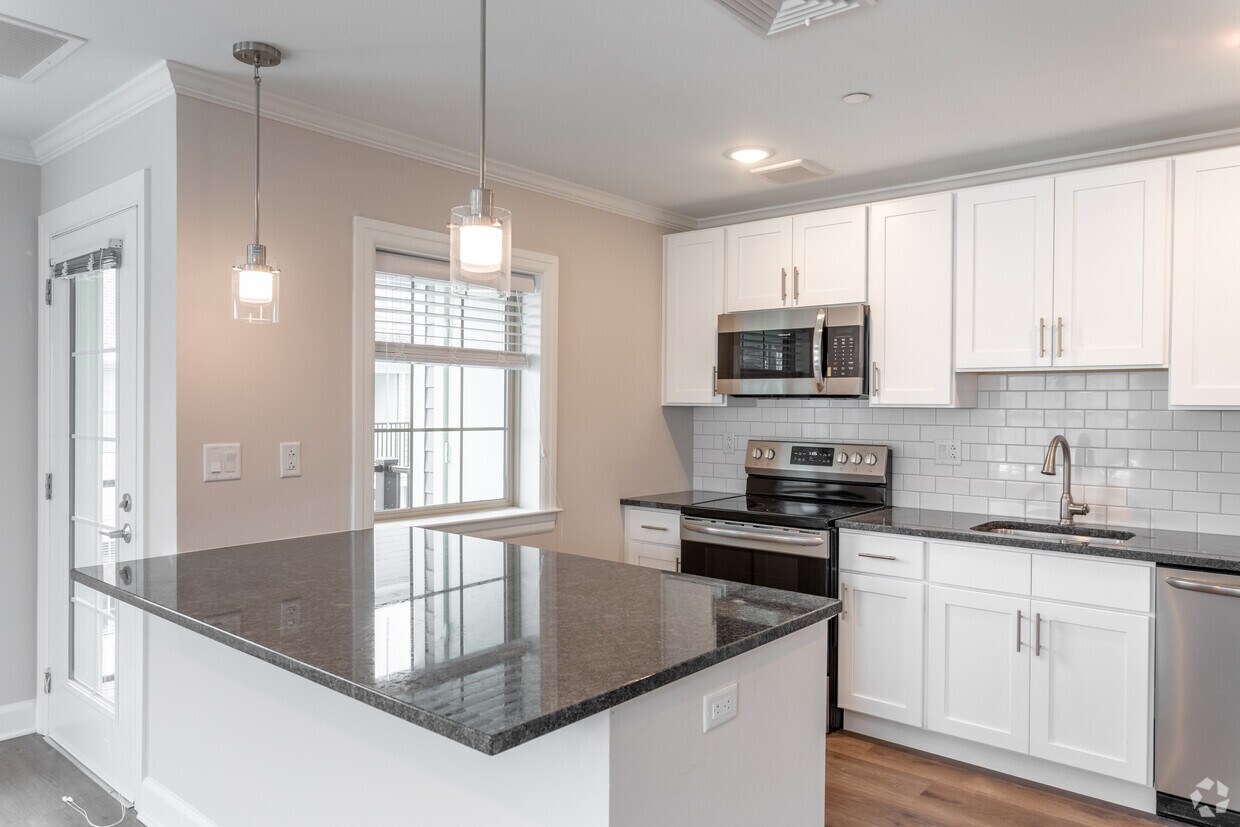 Brookfield Village Apartments - Apartments in Brookfield, CT ...
