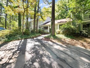 North Bend Townhomes Apartments for Rent with a Swimming Pool - Raleigh ...