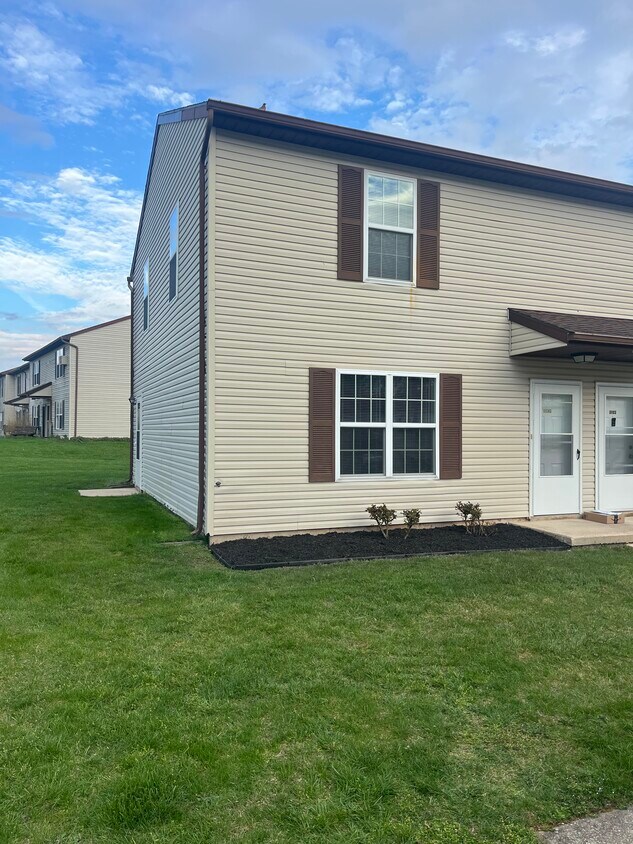 3123 Galaxy Rd, Dover, PA 17315 - Townhome Rentals in Dover PA ...